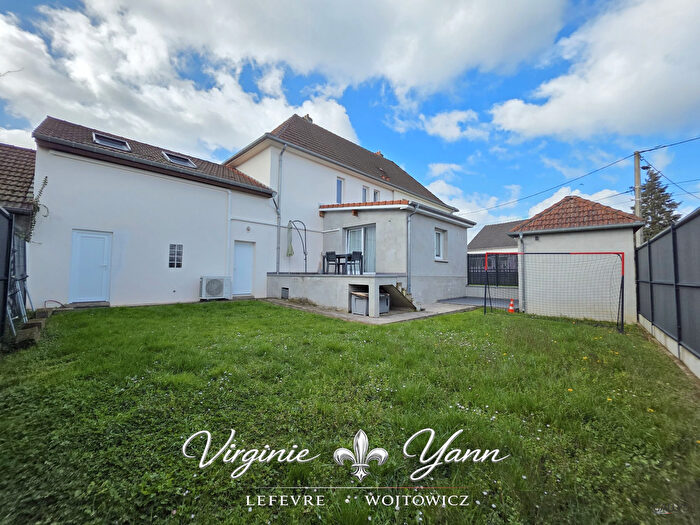 Maison à vendre - Hagondange - 5 pièces - 3 chambres