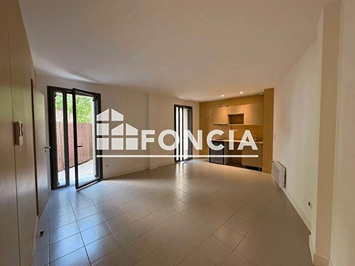 Appartement à louer - Zone Pietonne, Avignon - 1 pièce