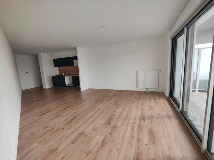 Appartement à louer - Fleury-les-Aubrais, Gare, Bannier, Bustière, Dessaux - 3 pièces - 2 chambres