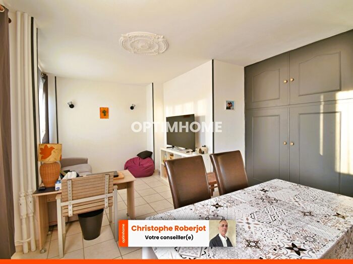 Appartement à vendre - Chalon-sur-Saône, Boucicaut - 4 pièces - 2 chambres