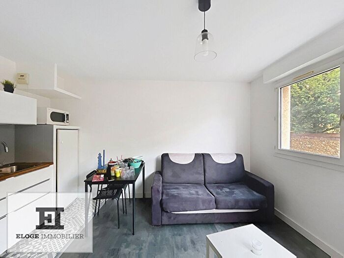 Appartement à louer - Coteaux Ouest-Pasteur, Rouen - 1 pièce