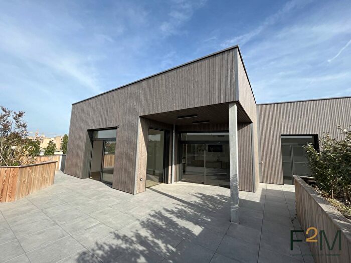 Appartement à louer - Tassin-la-Demi-Lune - 5 pièces - 4 chambres