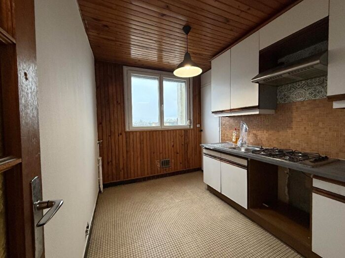 Appartement à vendre - Bondy - 3 pièces - 2 chambres