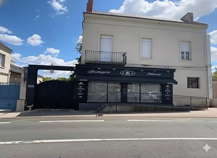 Maison à vendre - Bagneux, Saint-Hilaire - 6 pièces - 3 chambres