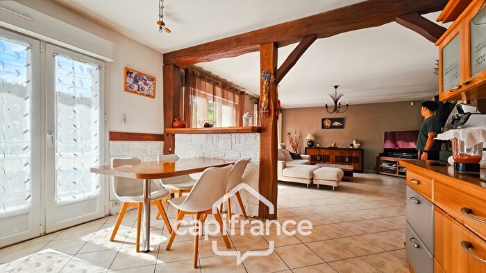 Maison à vendre - Dammartin-en-Goële - 7 pièces - 6 chambres