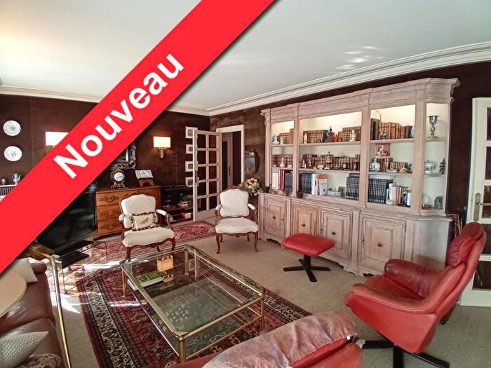 Appartement à vendre - Montbrison, Centre-ville - 4 pièces - 3 chambres