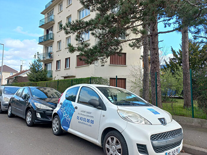 Appartement à vendre - Villemomble, Eglise - 1 pièce