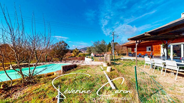 Maison à vendre - Besse-sur-Issole - 6 pièces - 4 chambres