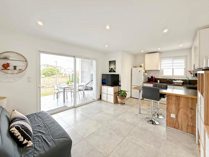 Appartement à vendre - Aléria - 2 pièces - 1 chambre