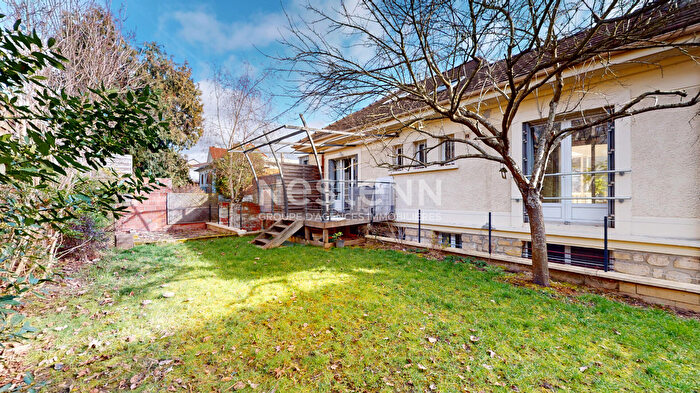 Maison à vendre - Antony, Croix de Berny - 7 pièces - 5 chambres