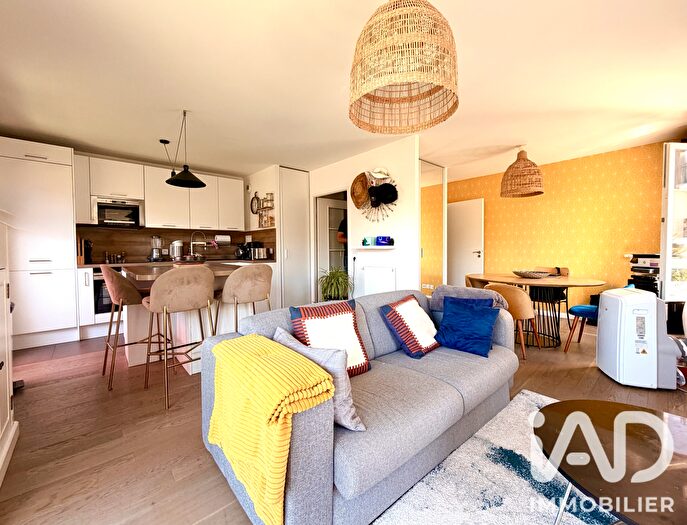 Appartement 4 pièces à vendre à Châtenay-Malabry, Petit Chatenay, Voltaire, Croix Blanche