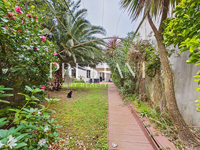 Maison à vendre - Biarritz, Centre-ville Ouest - 4 pièces - 3 chambres