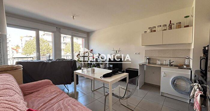 Clément, Villeurbanne - Appartement 2 pièces à louer