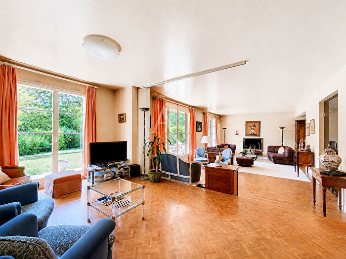 Chavenay : Maison 8 pièces à vendre