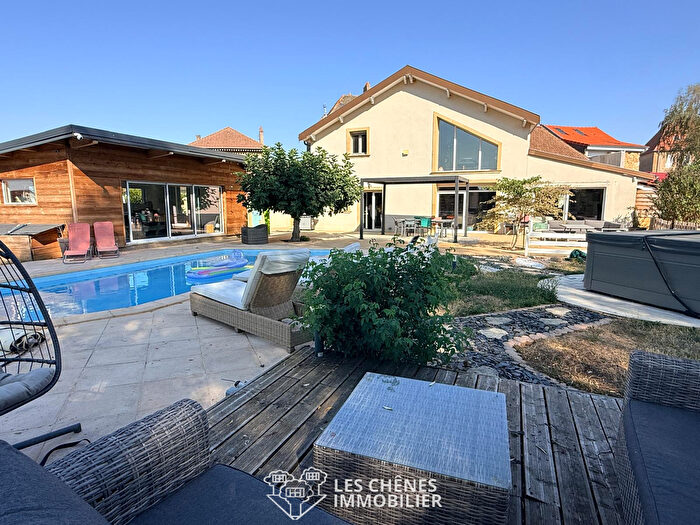 Maison 6 pièces à vendre à Sainte-Marie-aux-Chênes