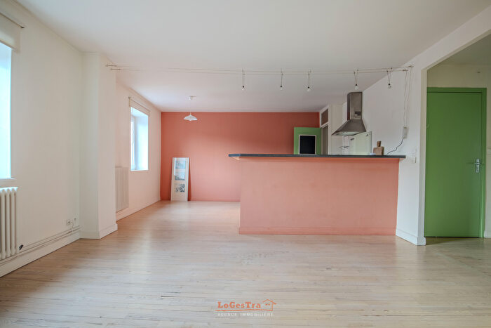 Appartement à vendre - Vittel - 3 pièces - 2 chambres