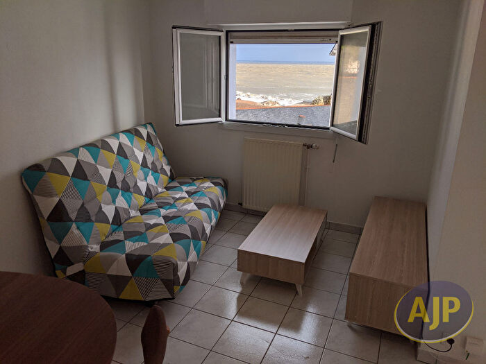 Appartement à louer - Saint-Nazaire, Saint-Marc - 3 pièces - 2 chambres