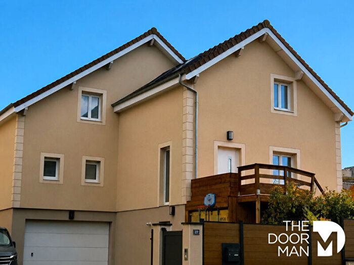 Maison 8 pièces à Limours, à vendre