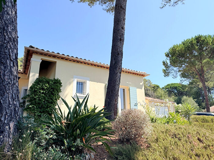 Maison 4 pièces à vendre à Bagnols-en-Forêt