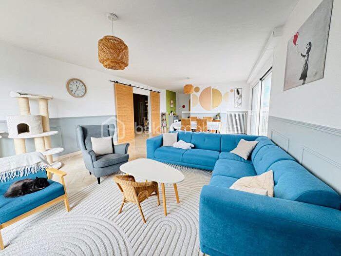 Appartement à vendre - Orléans, Soleil Levant, Champ de Mars - 6 pièces - 5 chambres