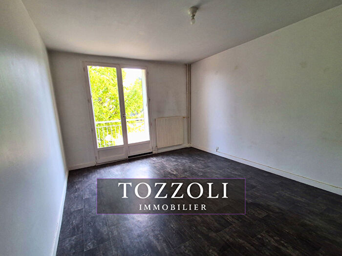Appartement 3 pièces à Bourgoin-Jallieu, L'Oiselet, La Maladière, La Grive, à vendre
