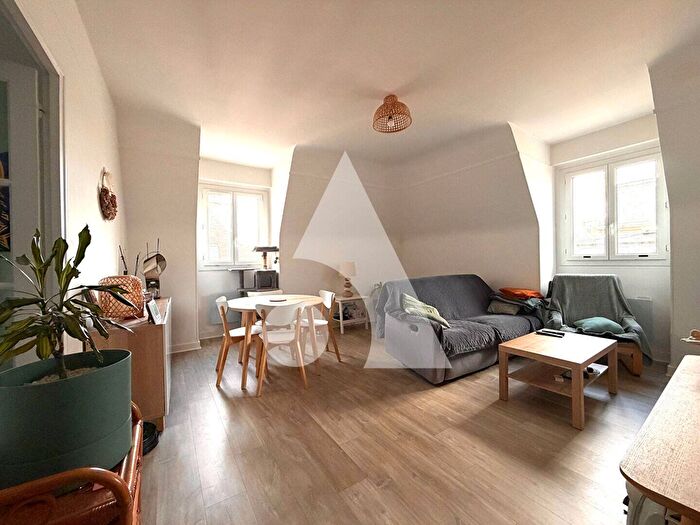 Appartement 4 pièces à louer à Centre Ville-Cathédrale, Évreux