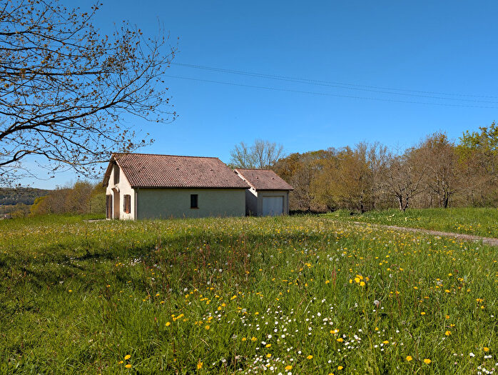 Maison à vendre - Lannux - 4 pièces - 3 chambres