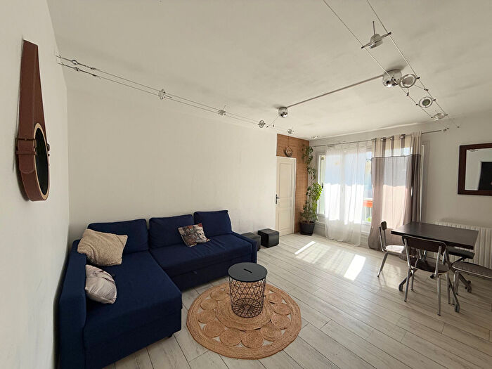 Appartement à vendre - Magny-les-Hameaux - 4 pièces - 3 chambres