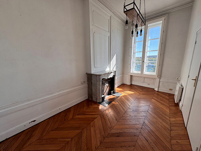Appartement 2 pièces à Lyon 2ème, Bellecour, Carnot, à louer