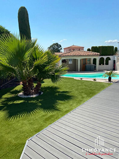 Maison à vendre - Florensac - 6 pièces - 5 chambres