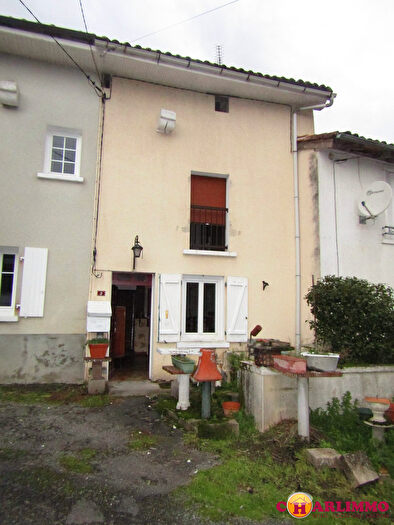 Maison à vendre - Chassenon - 2 pièces - 2 chambres