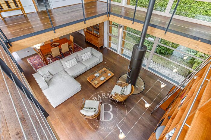 Maison à vendre - Divonne-les-Bains - 7 pièces - 5 chambres