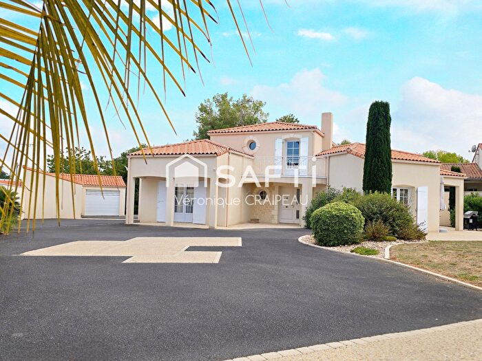Maison 5 pièces à vendre - Saint-Martin-des-Noyers