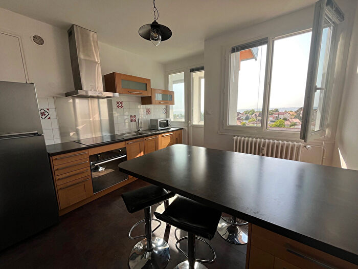 Aurillac, Stade, Alouettes, Massigoux : Appartement 4 pièces à louer