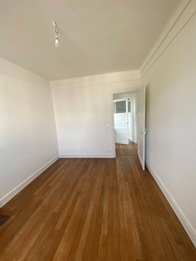 Appartement à louer - Notre Dame, Versailles - 1 pièce