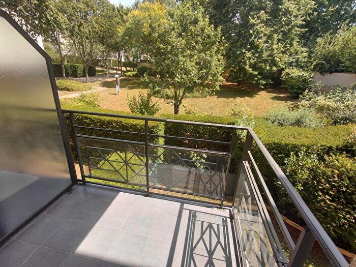 Appartement 2 pièces à Versailles, Notre Dame, à louer