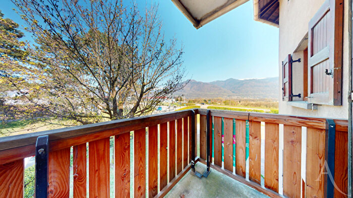 Appartement à vendre - Le Touvet - 4 pièces - 3 chambres