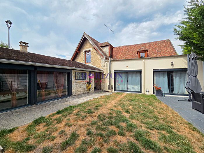 La Chapelle-en-Serval : Maison 6 pièces à vendre