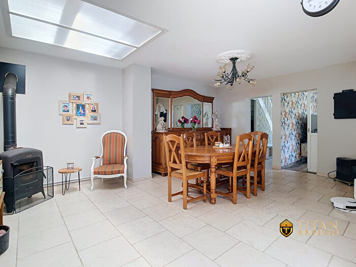 Dunkerque, Fort-Mardyck : Maison 5 pièces à vendre