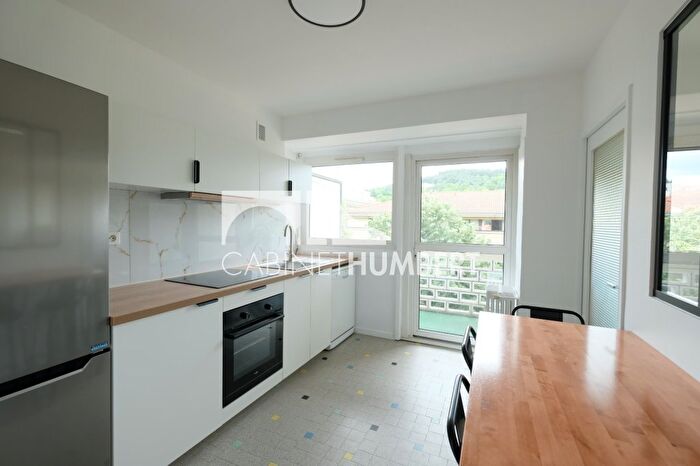 Appartement 4 pièces à louer à Saint-Étienne, Centre-ville, Peuple, Chavanelle
