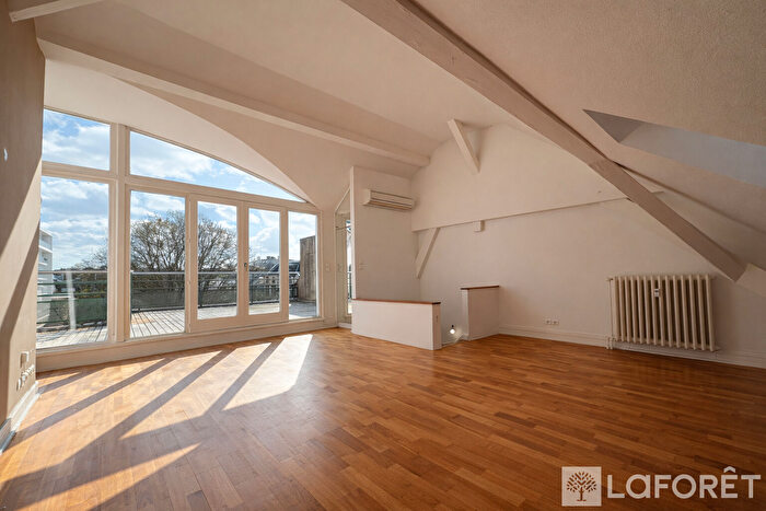Appartement 5 pièces à Strasbourg, Forêt Noire, à vendre