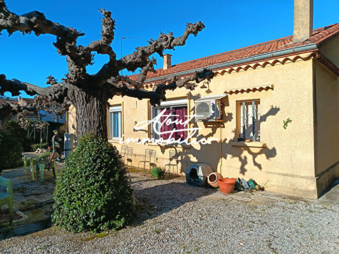 Maison à vendre - Plaissan - 5 pièces - 3 chambres