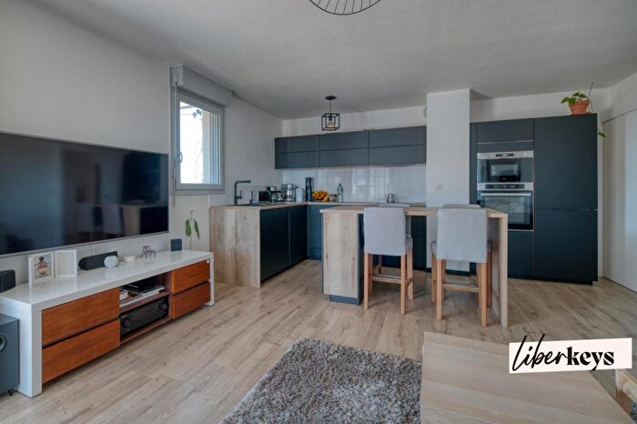 Appartement à vendre - Toulouse, La Cépière, Arènes - 3 pièces - 2 chambres