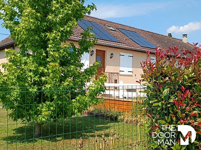 Maison à vendre - Neauphe-sous-Essai - 4 pièces - 3 chambres