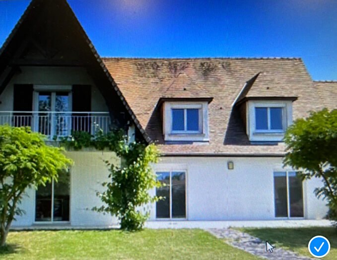 Maison à vendre - Vouneuil-sous-Biard - 6 pièces - 4 chambres