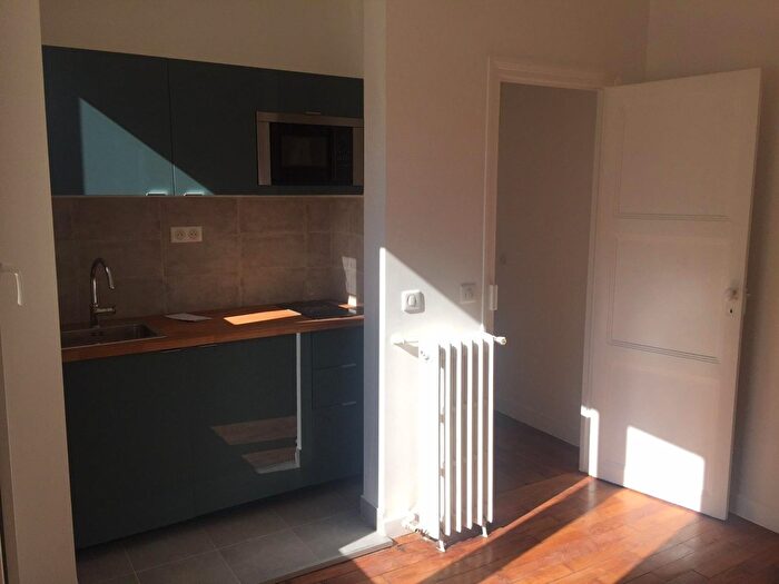 Paris 18ème, Porte de Clignancourt, Porte Montmartre, Moskowa - Appartement 1 pièce à vendre