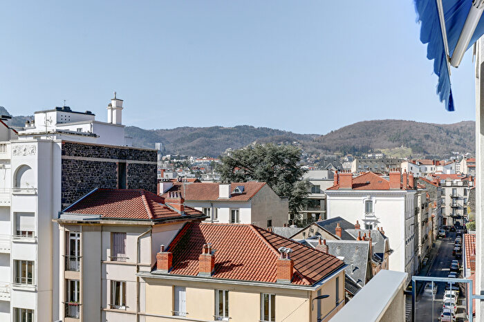 Clermont-Ferrand, Jaude, Fontgiève Saint-Alyre : Appartement 7 pièces à vendre