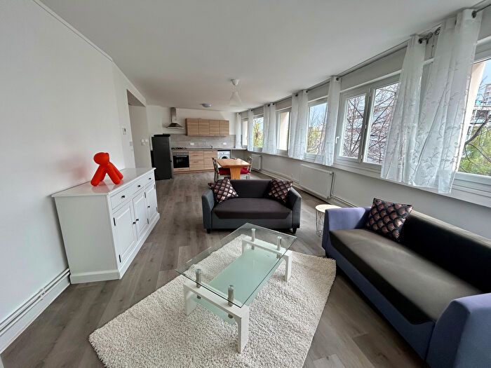 Appartement à louer - Clermont-Ferrand, Jaude, Fontgiève Saint-Alyre - 3 pièces - 2 chambres