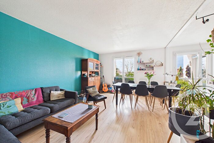 Appartement à vendre - Eysines - 5 pièces - 4 chambres