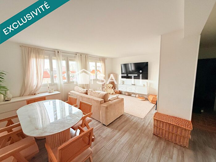 Appartement à vendre - Champigny-sur-Marne, Le Plateau - 3 pièces - 2 chambres